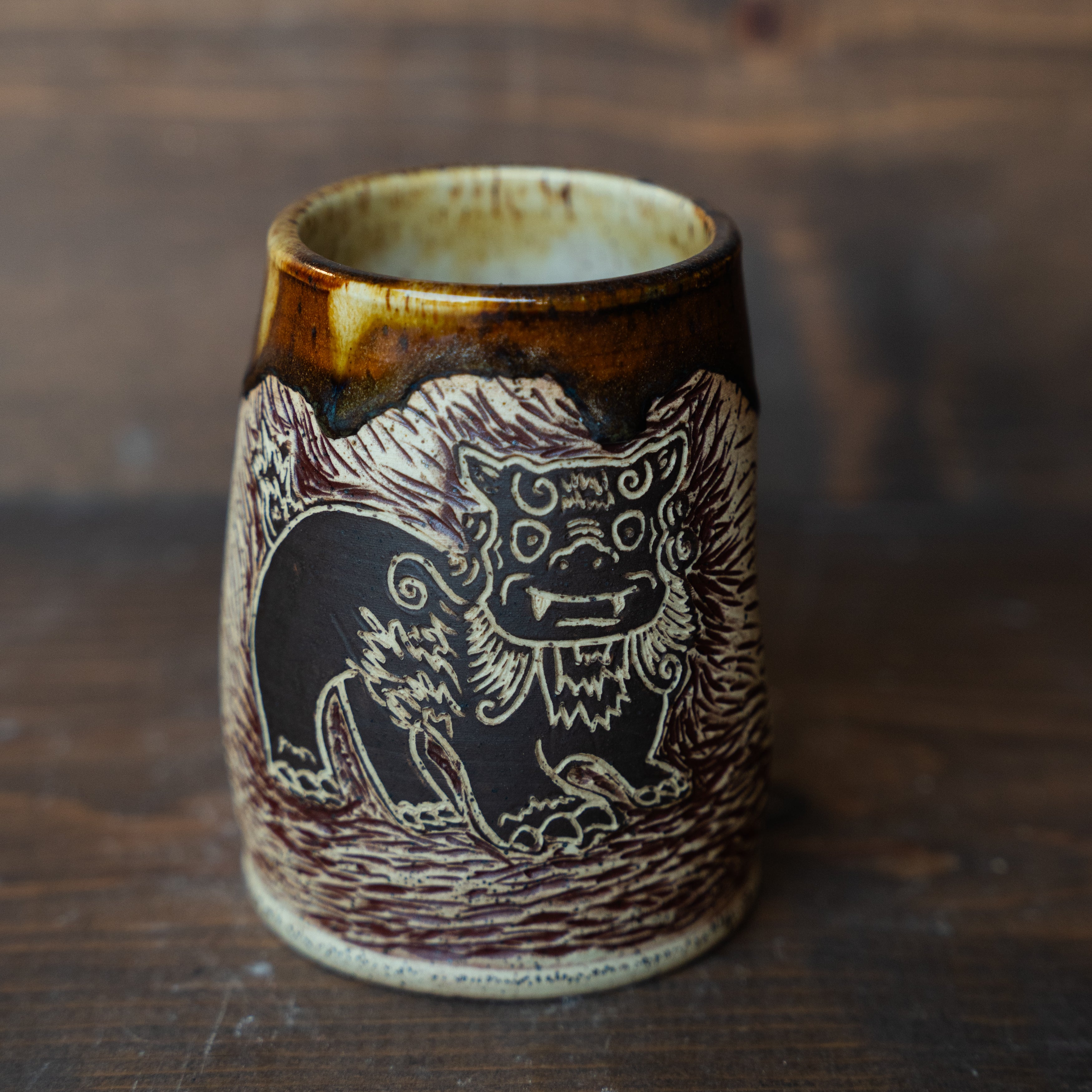 shisa sgraffito & mishima thumb cup – unearthed artworks